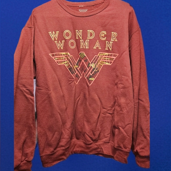 DC Comics | Sweaters | Wonder Woman Graphic Sweater Red | Poshmark